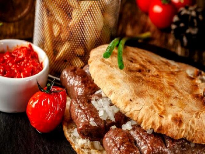 Cevapi Köfte Nasıl Yapılır? | Birinci REHBER